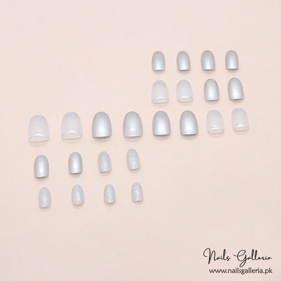 Glamour Queen – Press-On Nails (24 Pcs) - Free Nail Kit Included ...